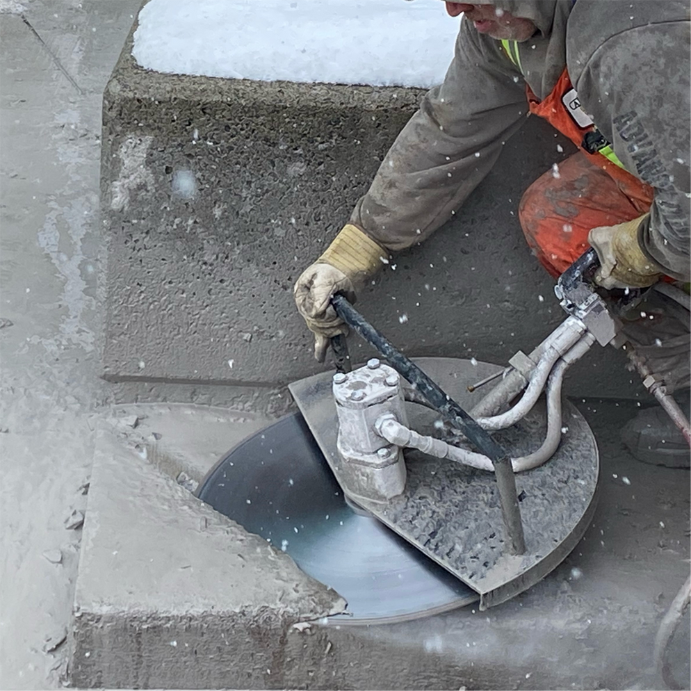 24-Inch Hydraulic Flush Cut | Concrete Handsaw series — Dragon Saw