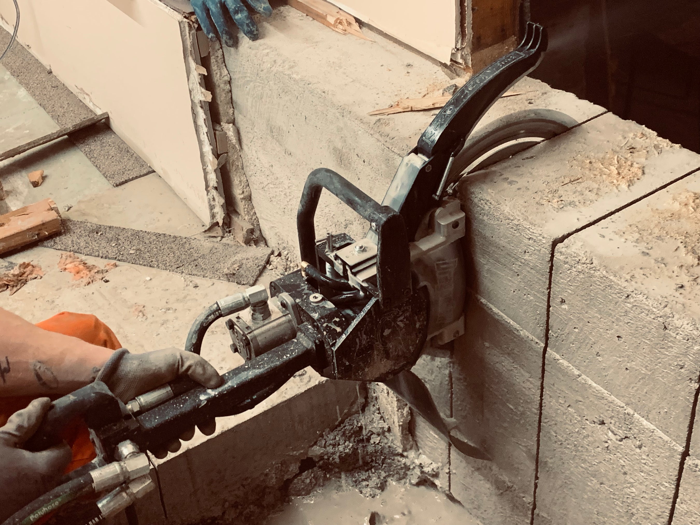 ACG Saws & Tools | Professional Hydraulic Concrete Cutting Equipment ...